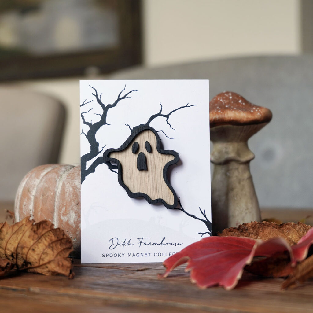 Wooden Ghost Magnet | Spooky Magnet Collection – The Dutch Farmhouse